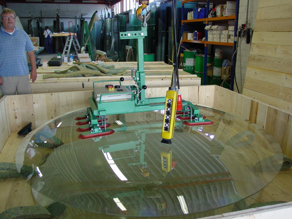 Vacuumlifter curved glass - GlassHandling