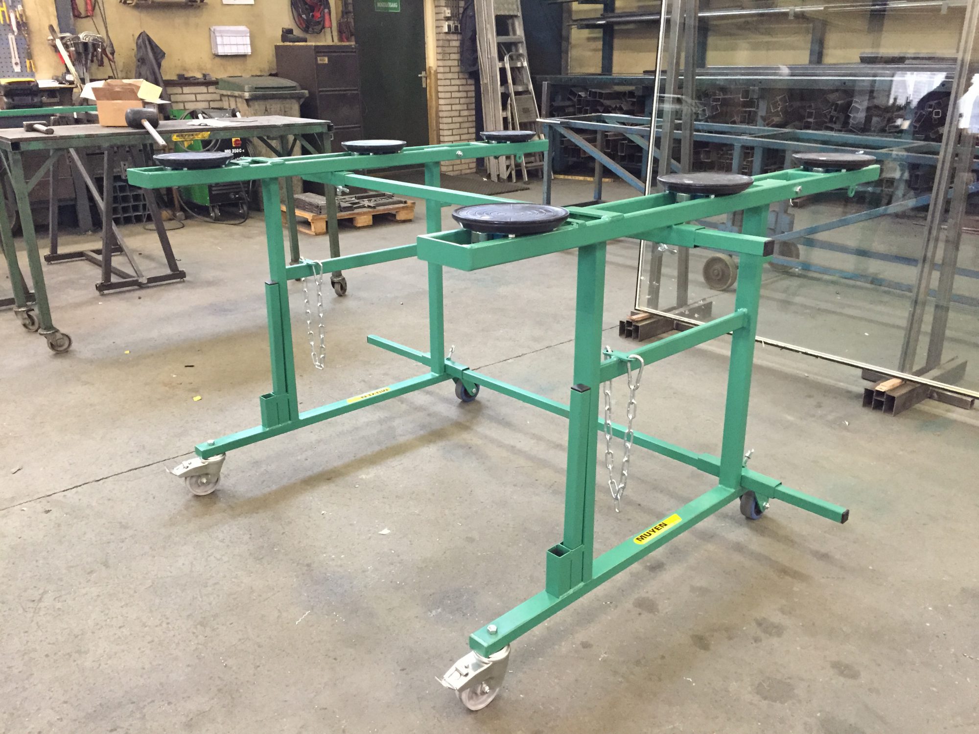 ST550, Lift for slinding door repair.