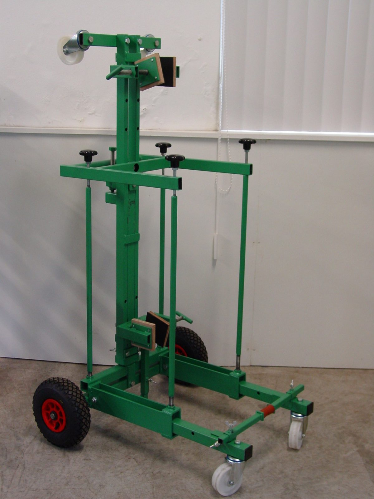 Door carrier and installer - GlassHandling