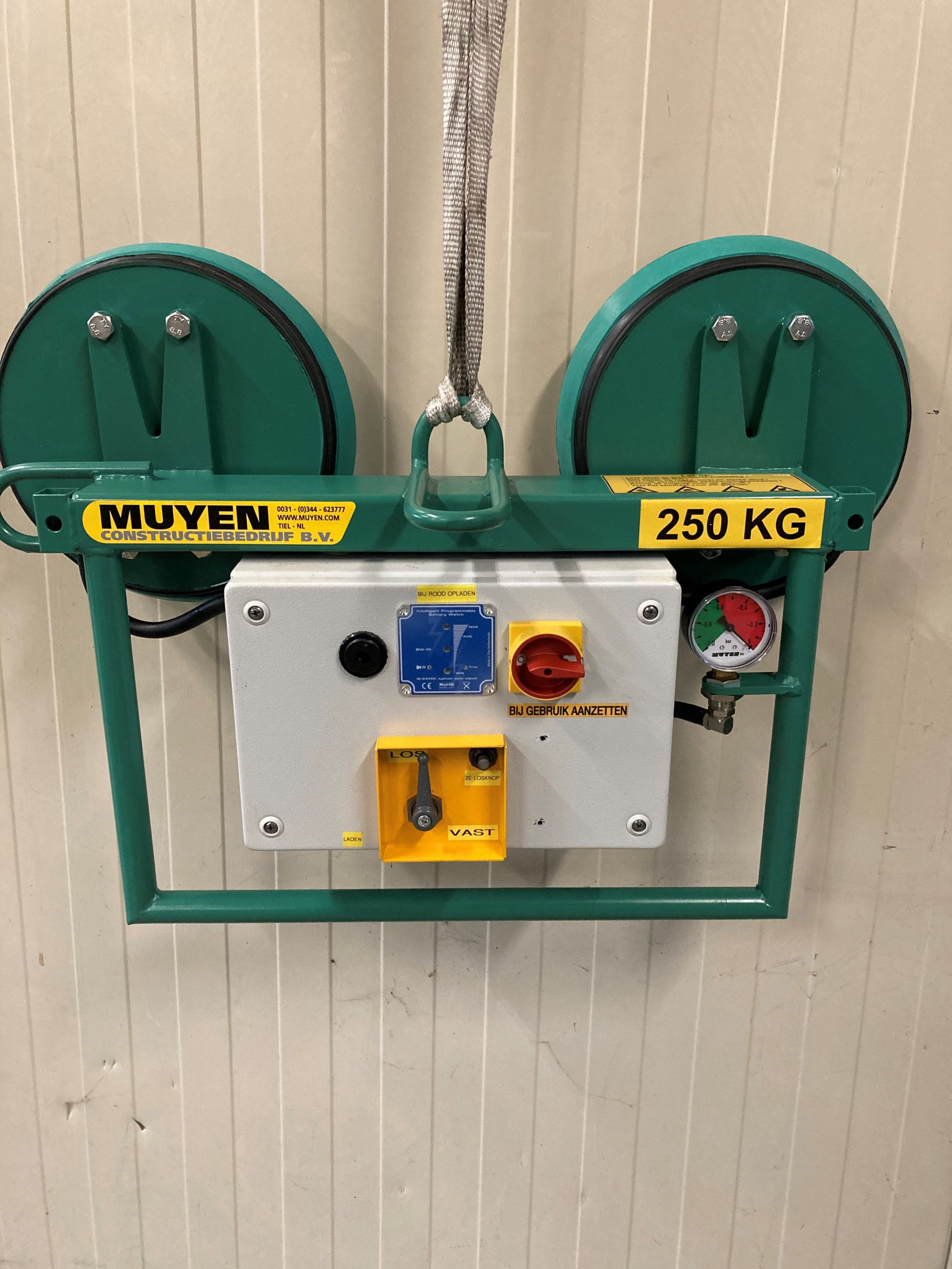 VA600, Vacuum machine on battery, 250 kg - GlassHandling